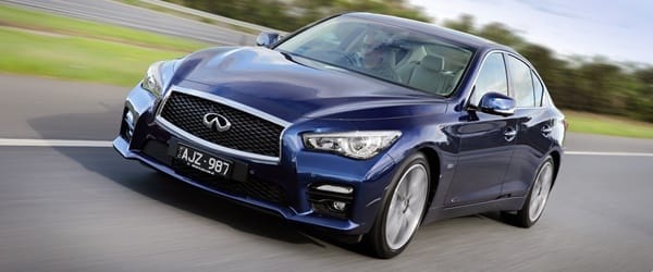 Infiniti Q50 Sedan Review - AnyAuto