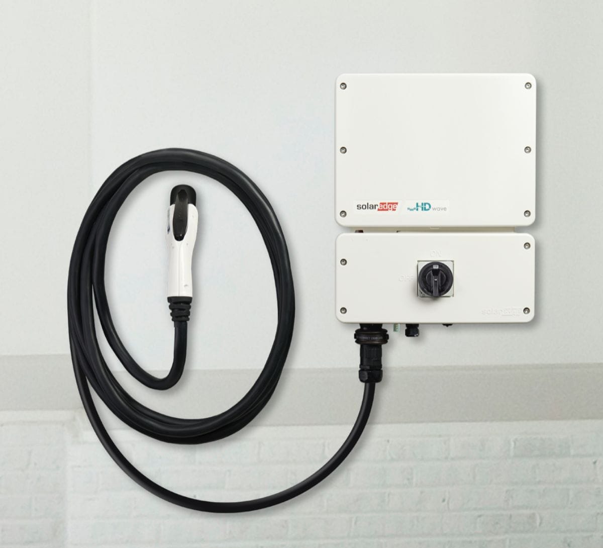 Solar Edge two-in-one solar inverter and EV charger - AnyAuto