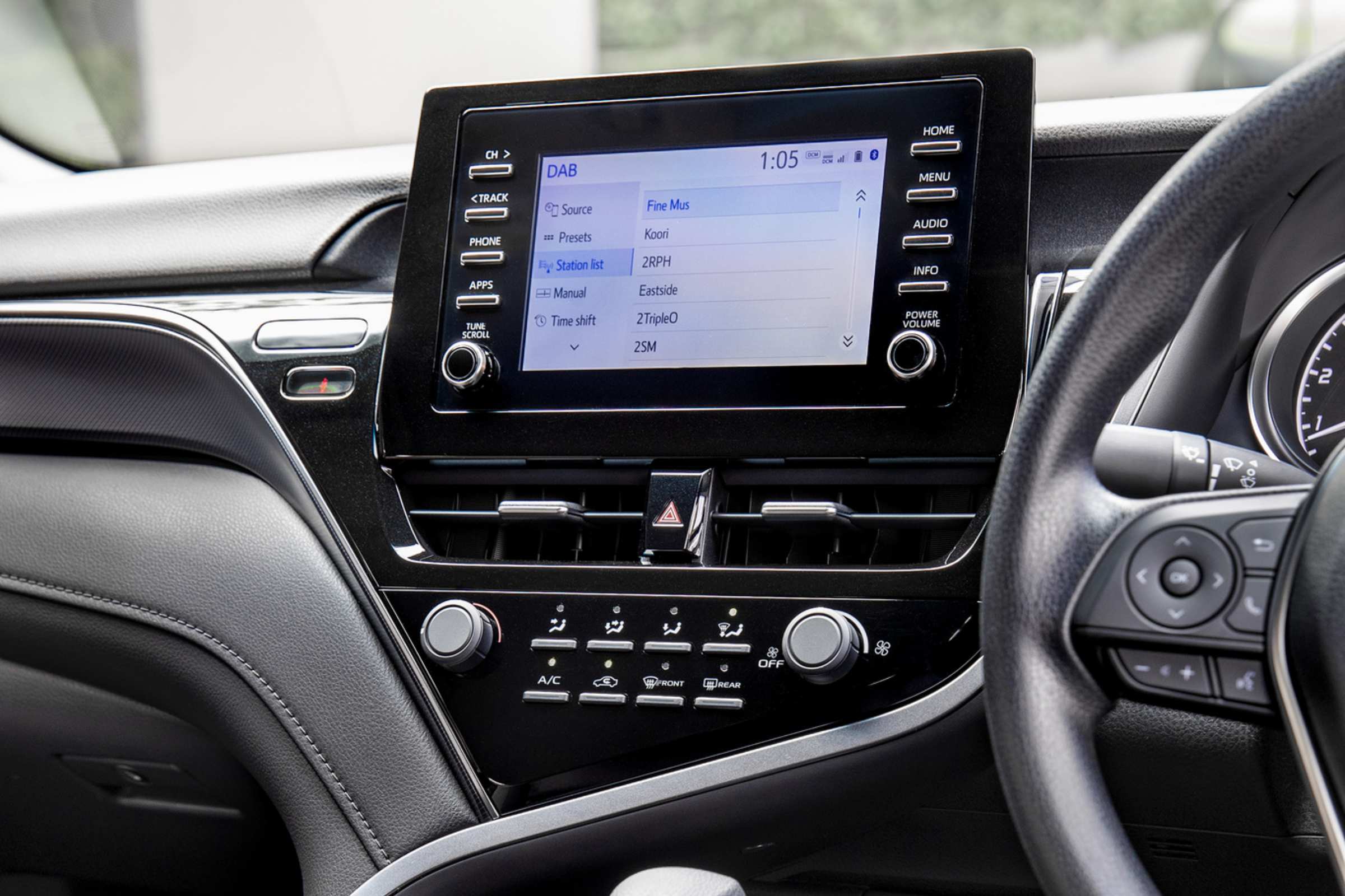 Toyota Camry Ascent 2021 Review - AnyAuto