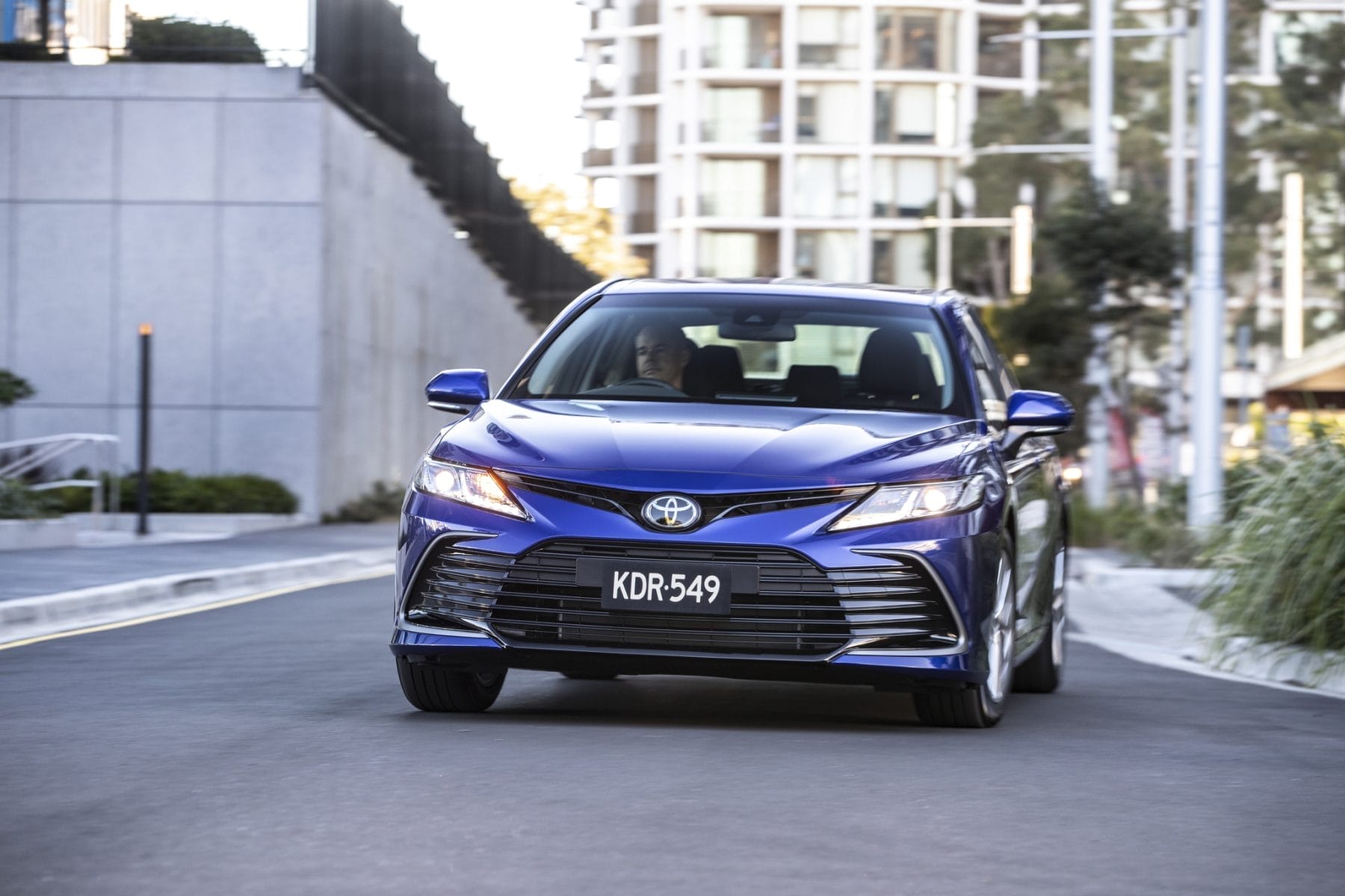 Toyota Camry Ascent 2021 Review - AnyAuto