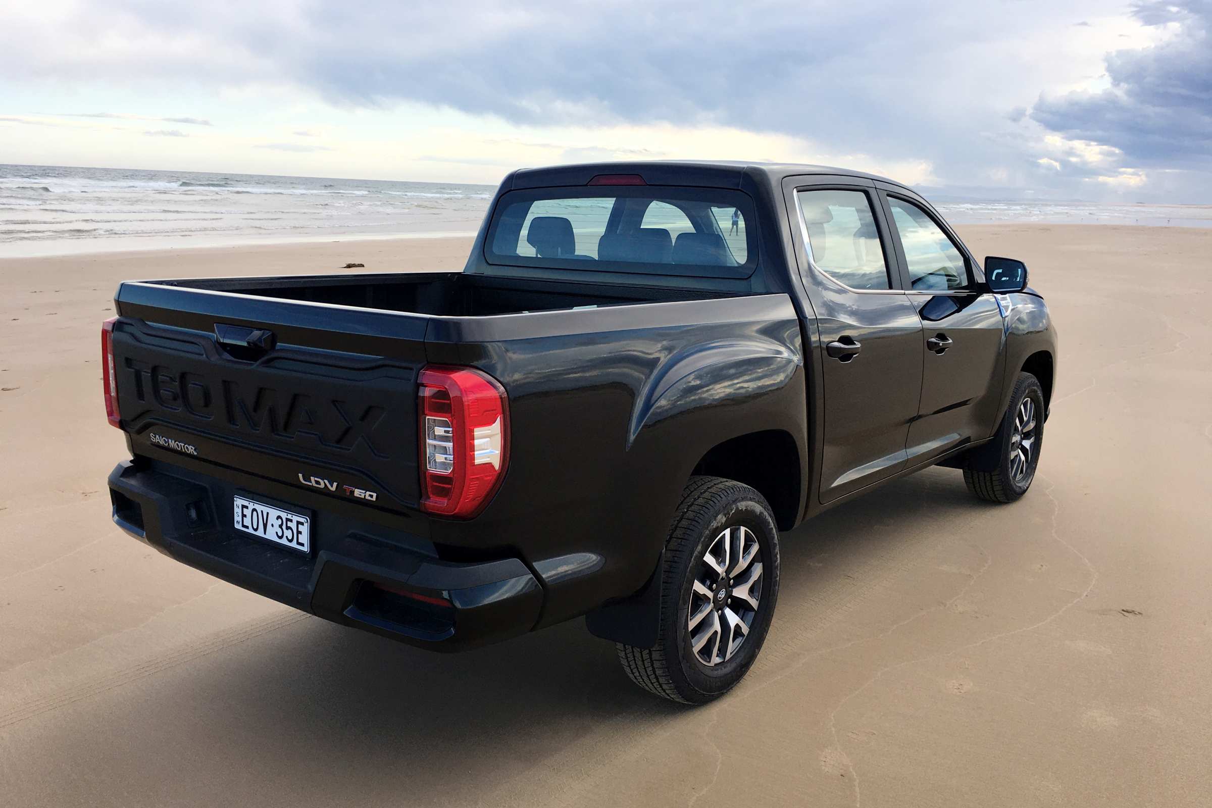 LDV T60 MAX Dual Cab Ute aimed at value buyers - AnyAuto
