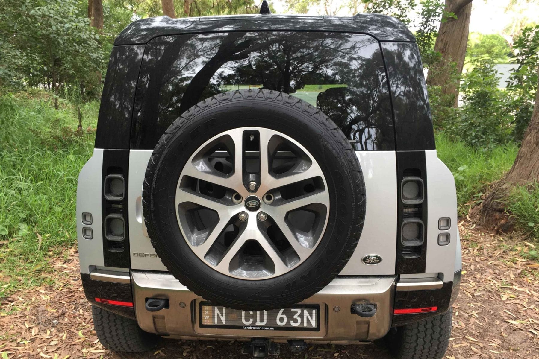 Land Rover Defender 110 X P400 2021 Review - AnyAuto