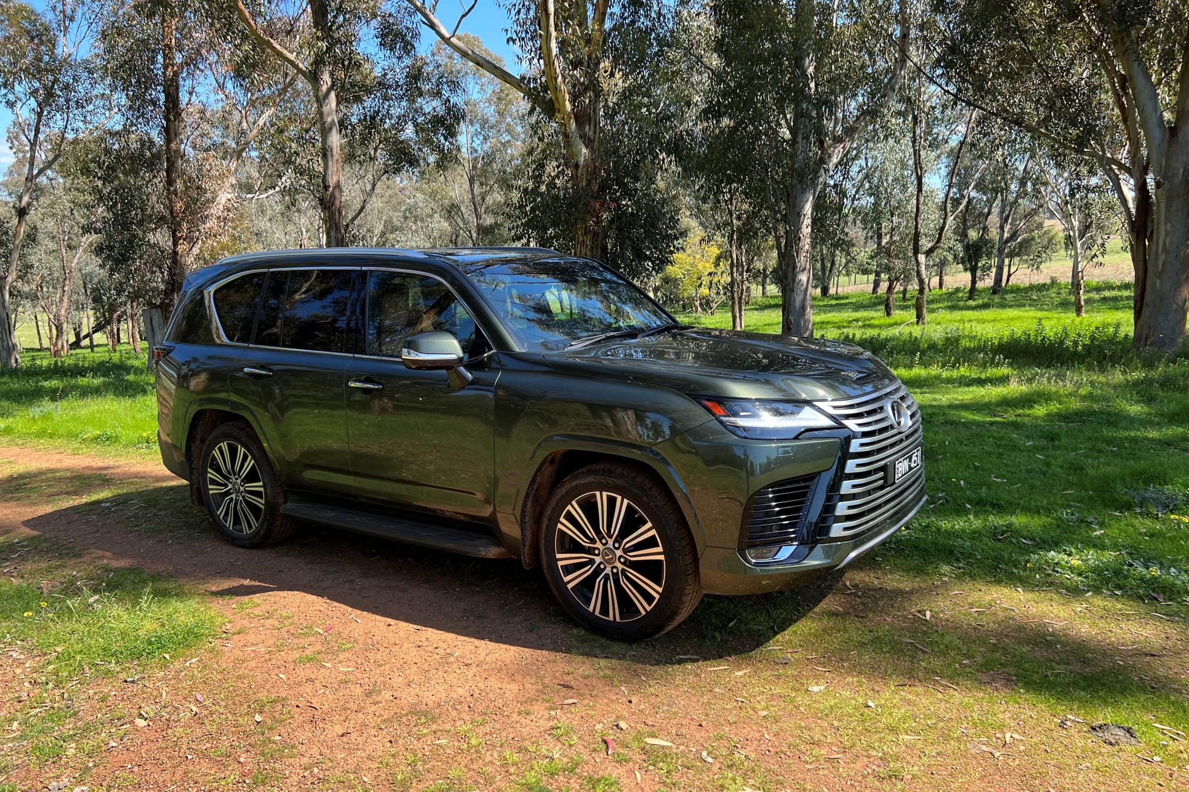 Lexus LX 500d Sport 4WD 2022 Review - AnyAuto