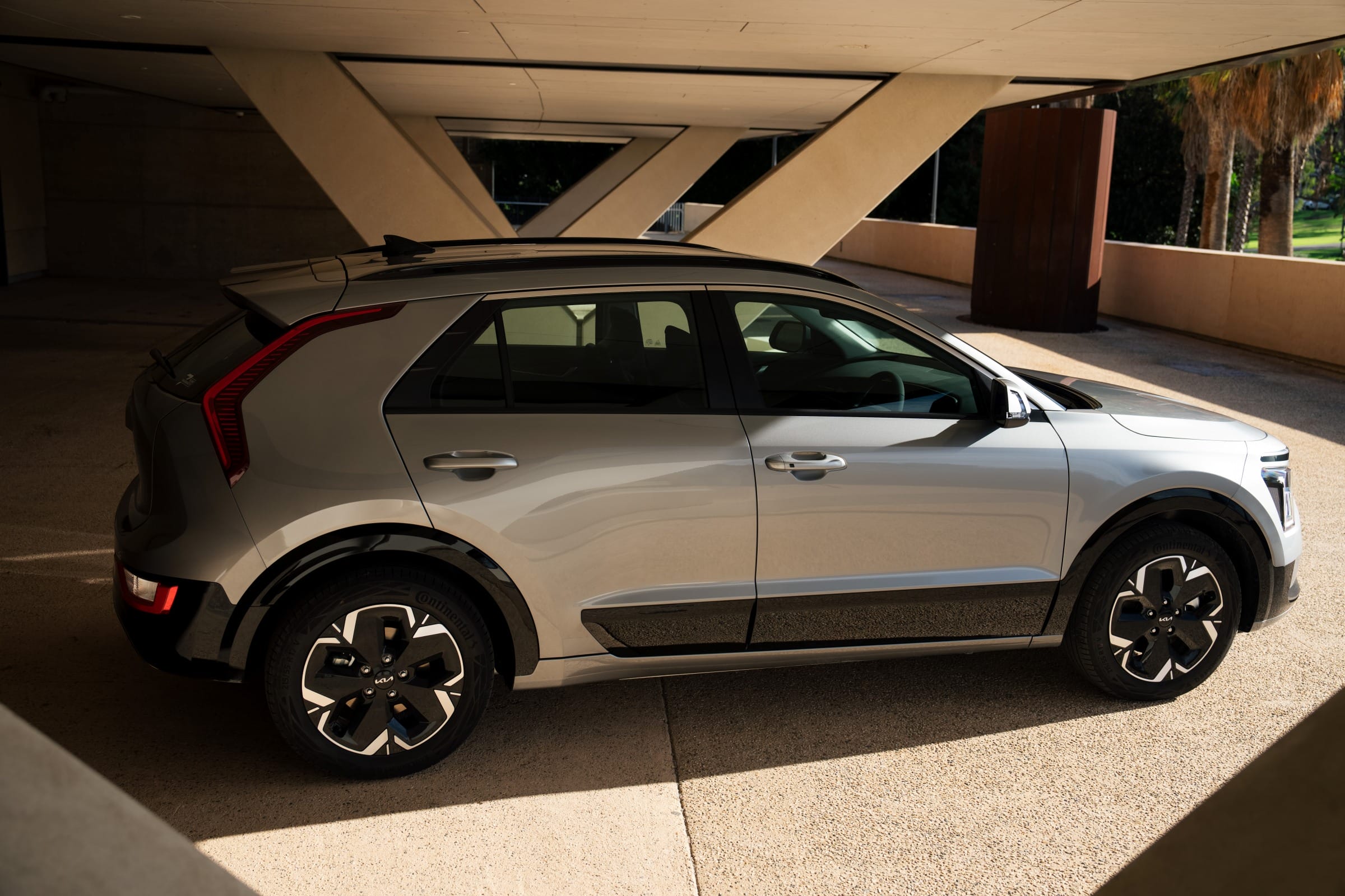 Kia Niro All new EV and HEV vehicles here - AnyAuto