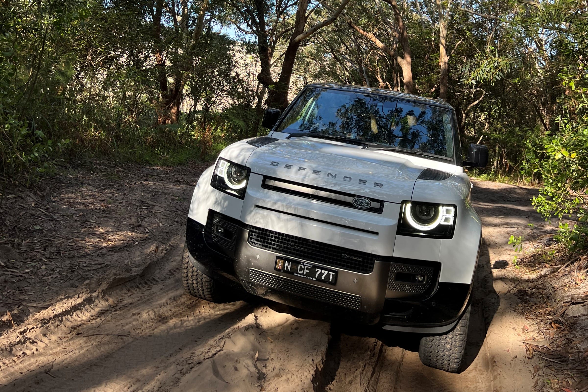 Defender 110 X-Dynamic HSE D300 2022 Review - AnyAuto