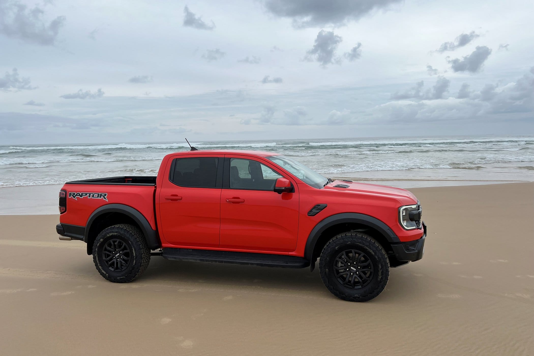 Ford Ranger Raptor 2023 Review - AnyAuto