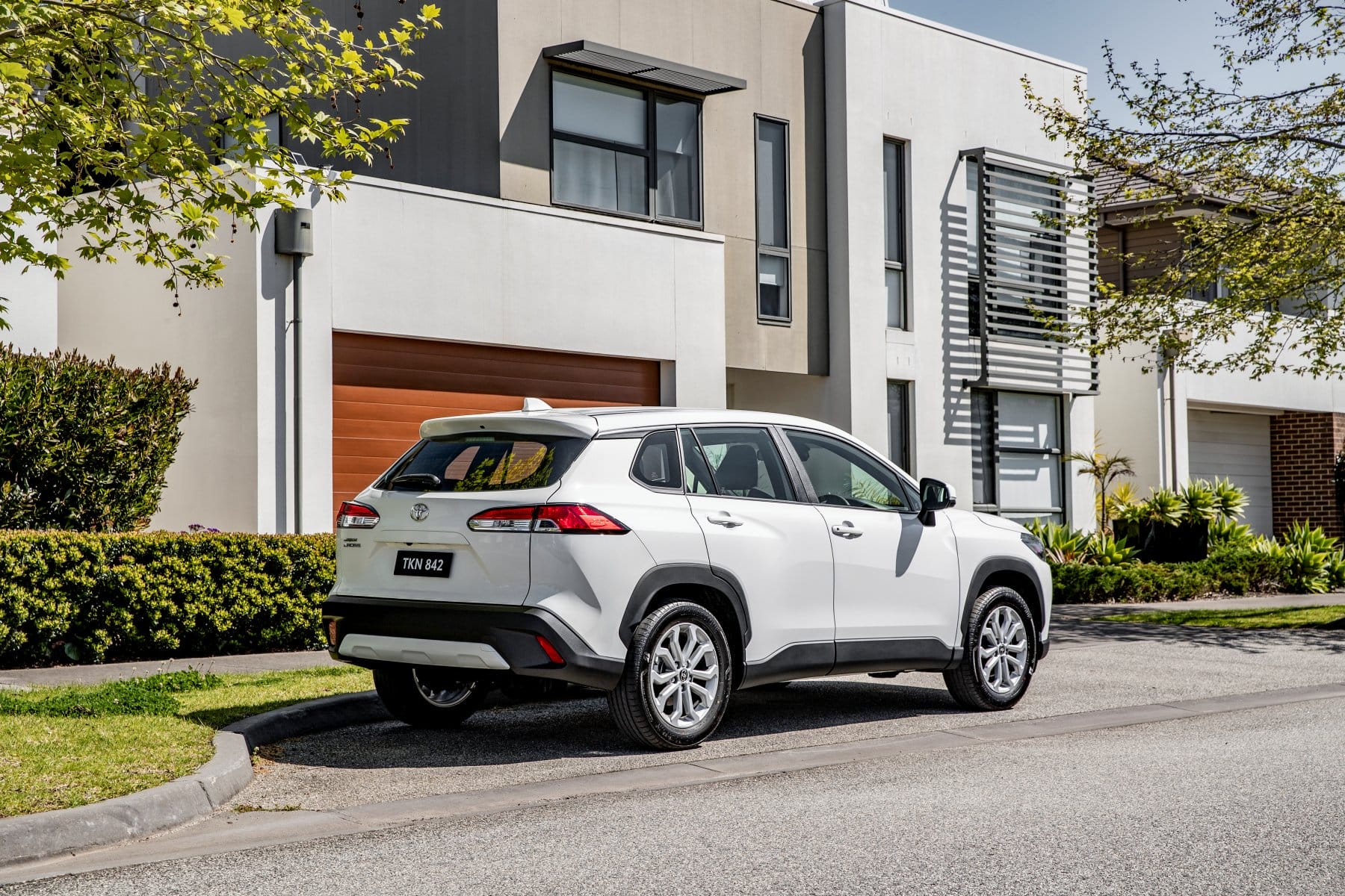 Toyota Corolla Cross GX 2WD and Atmos AWD Hybrid 2023 review - AnyAuto