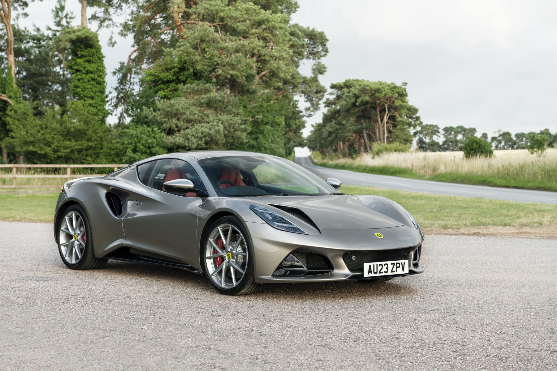 Lotus Emira powerful 4 cylinder sports car - AnyAuto