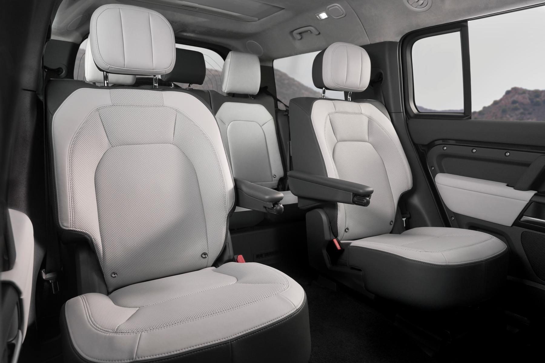 Land Rover MY25 Defender - Everything you need to know - AnyAuto