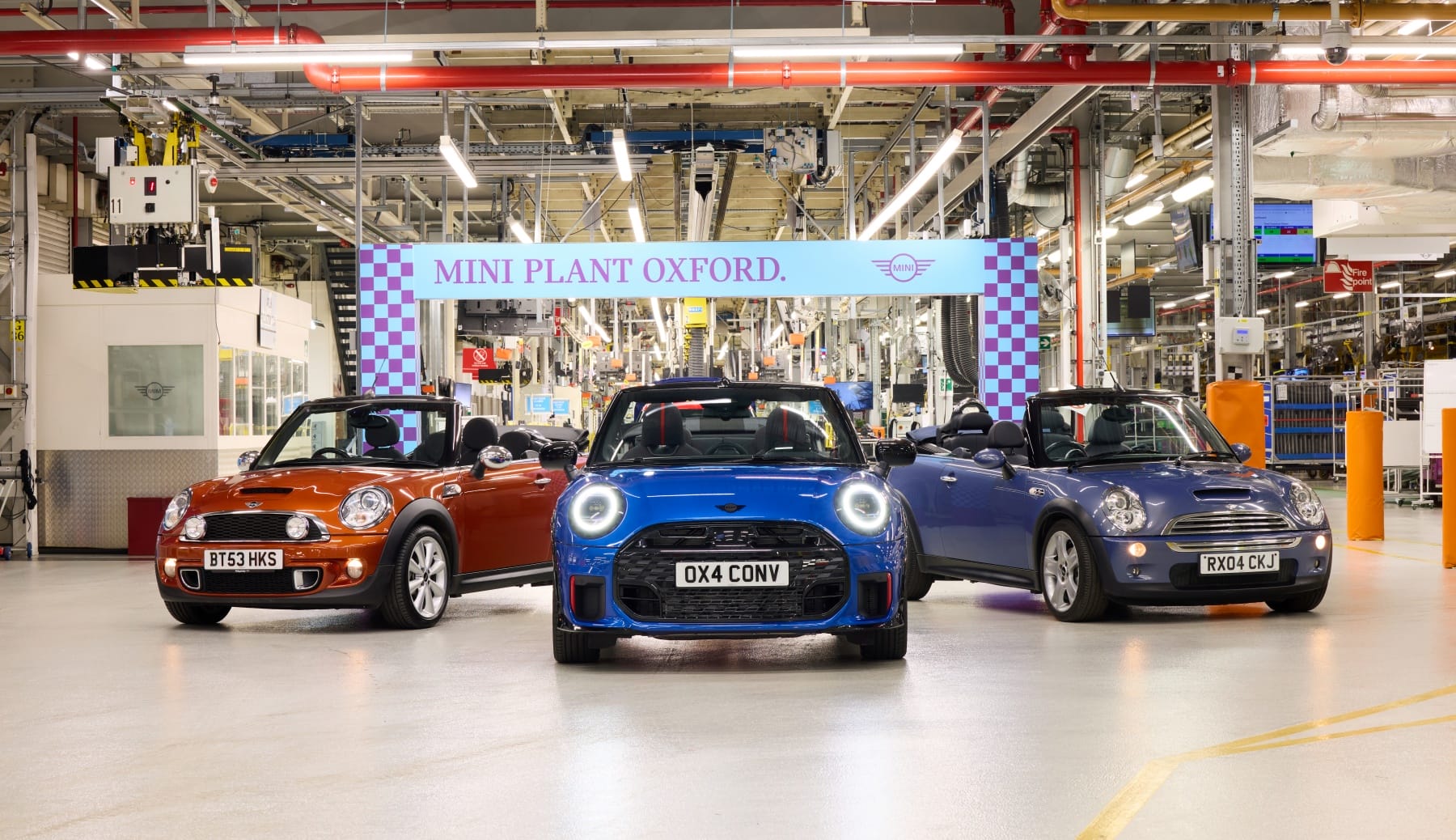 First MINI Cooper Convertible rolls off production line - AnyAuto